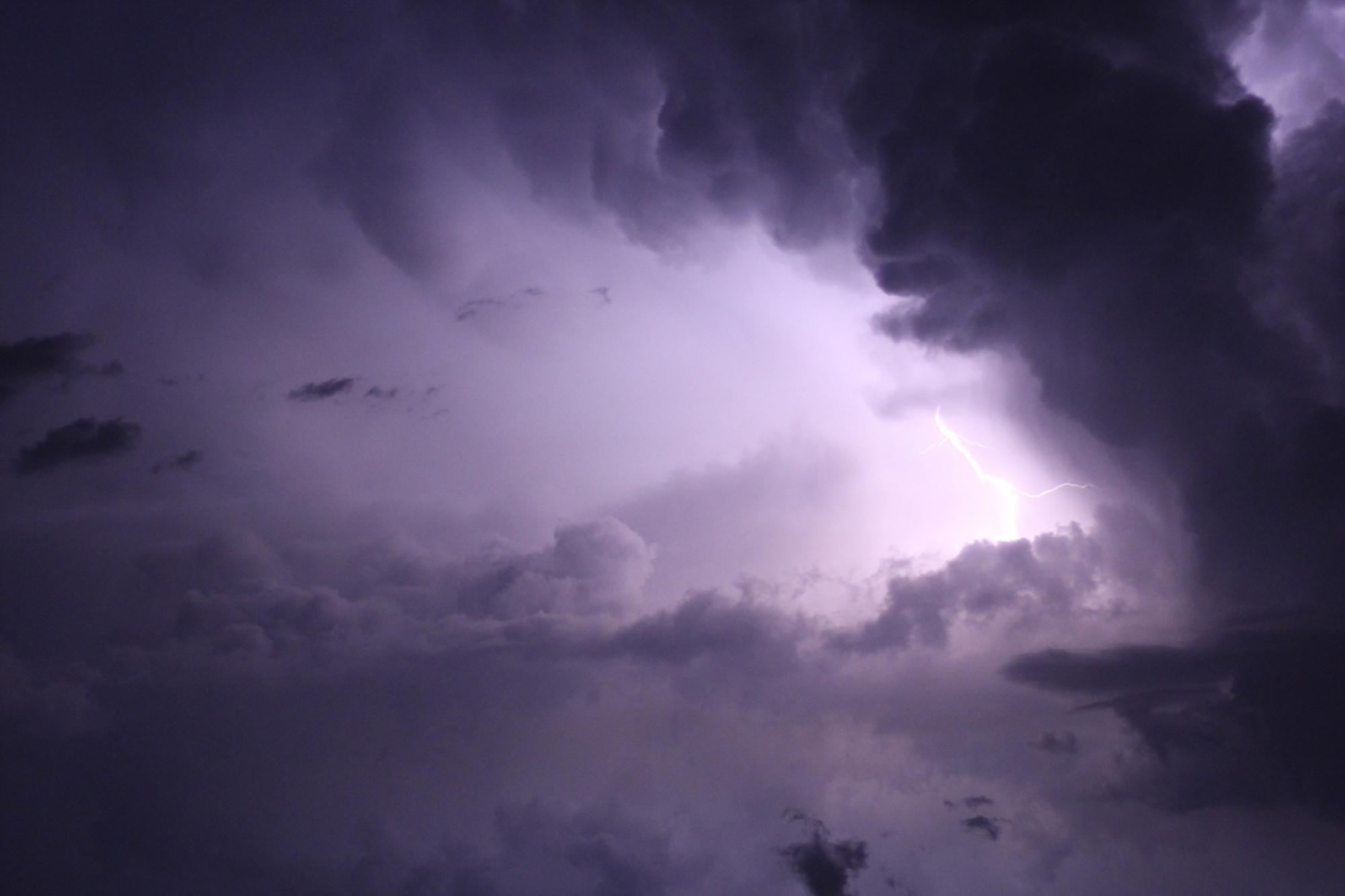 Vos photos de l'orage sur la région parisienne