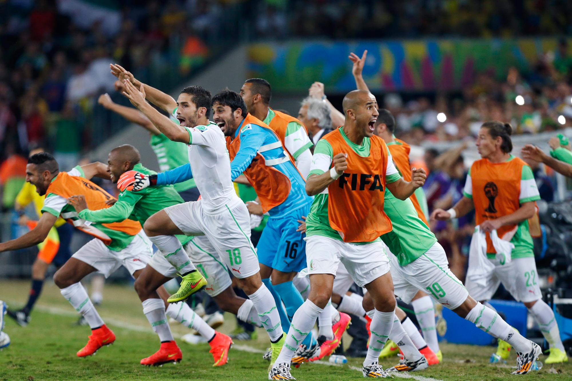 Vingt-quatre heures sur la planète foot
