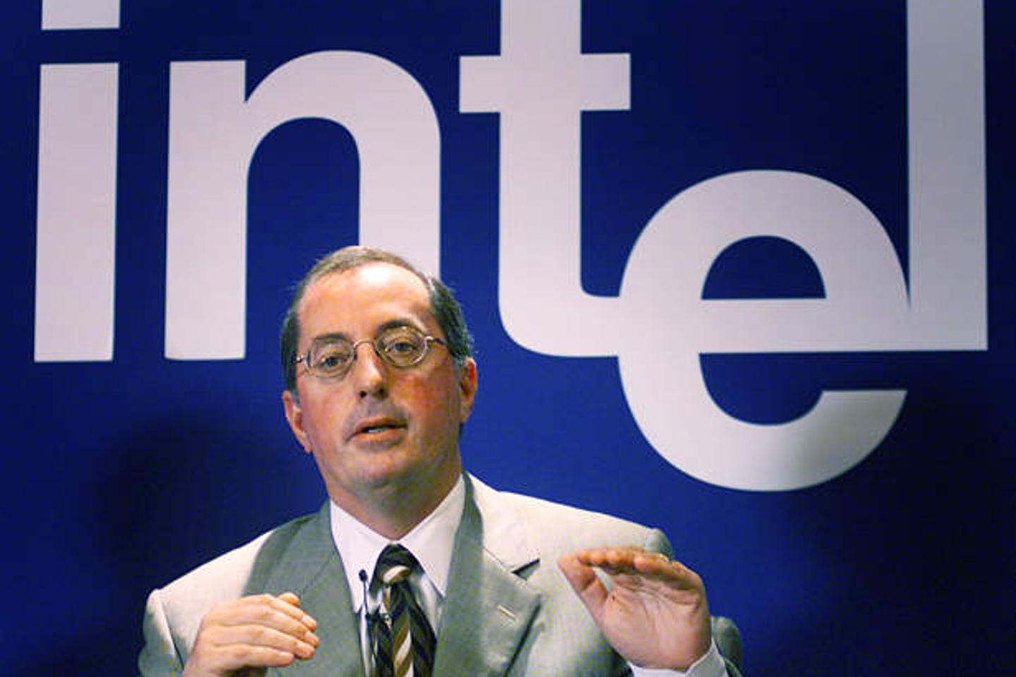 Intel, leader mondial des microprocesseurs, change de stratégie