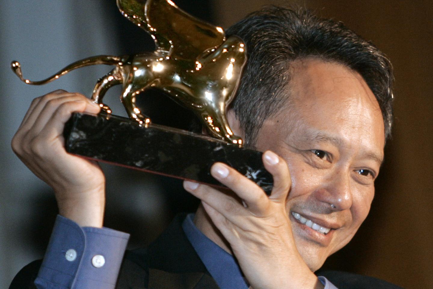 Ang Lee reçoit le Lion d'or au 62e festival de Venise