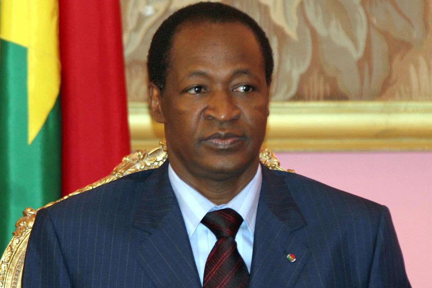 Blaise Compaoré réélu sans surprise président du Burkina Faso