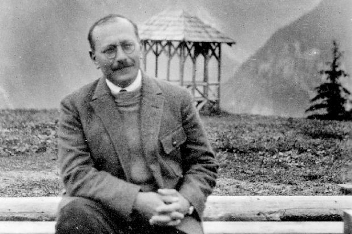 Laissez Marc Bloch tranquille, M. Sarkozy, par Suzette Bloch et Nicolas ...