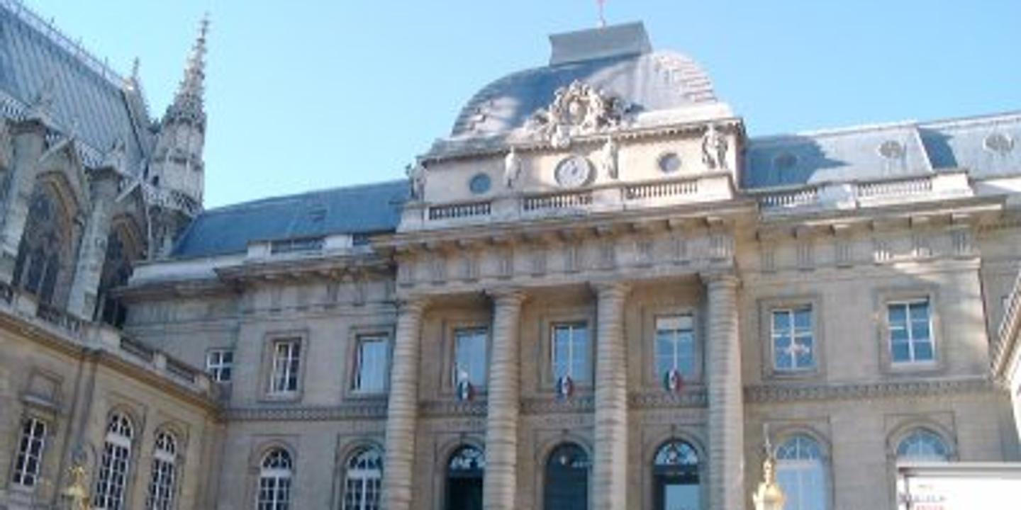 Le Parquet De Paris étend Ses Prérogatives En Créant Des Bureaux Des