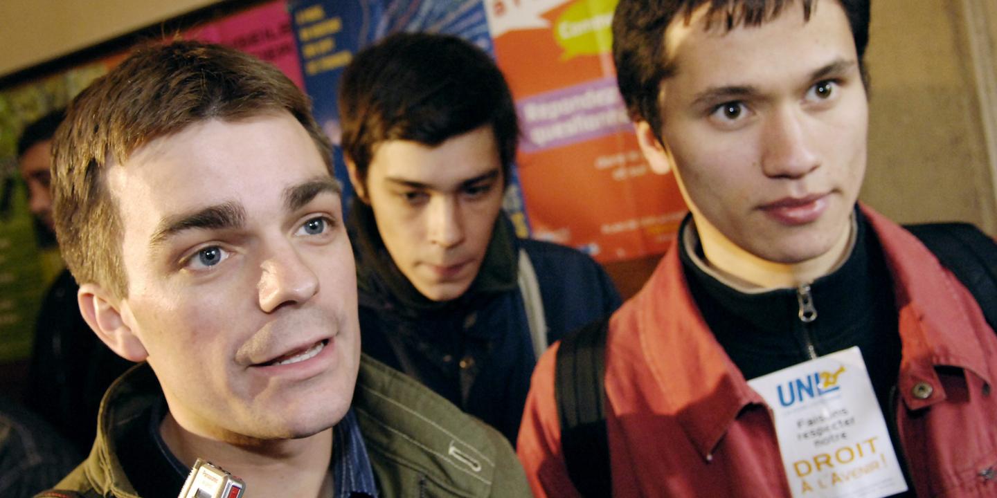 L'Union nationale lycéenne veut "transformer l'école"