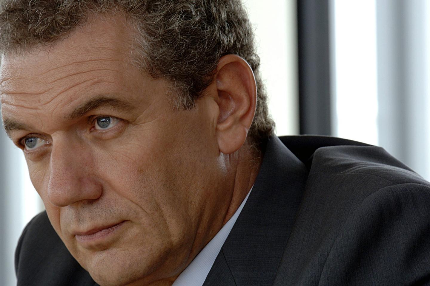 Christian Streiff prend la tête de PSA Peugeot Citroën