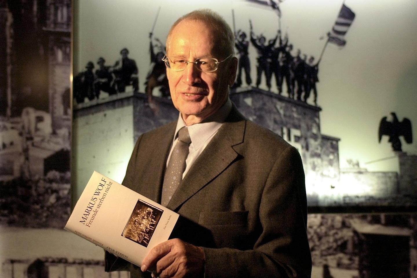 L'ancien maître espion de la RDA Markus Wolf s'éteint sans livrer ses ...