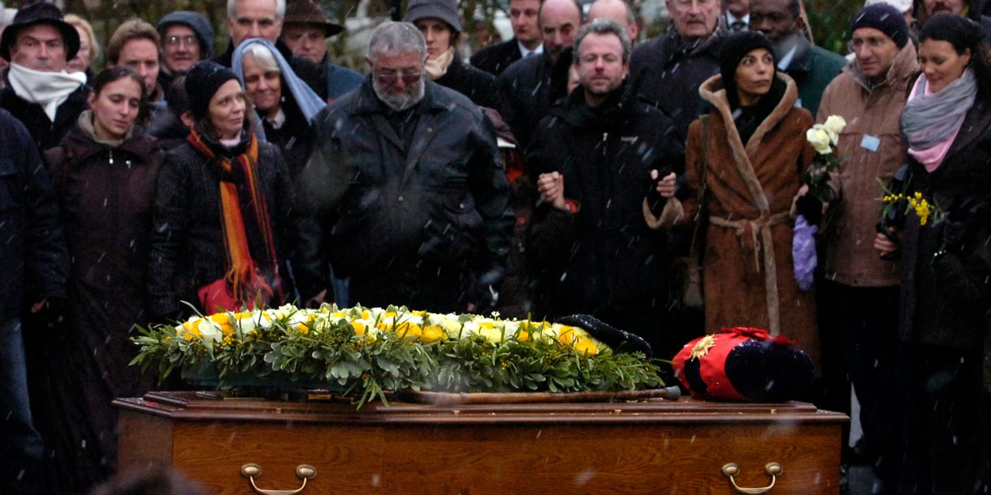 L'abbé Pierre inhumé dans l'intimité