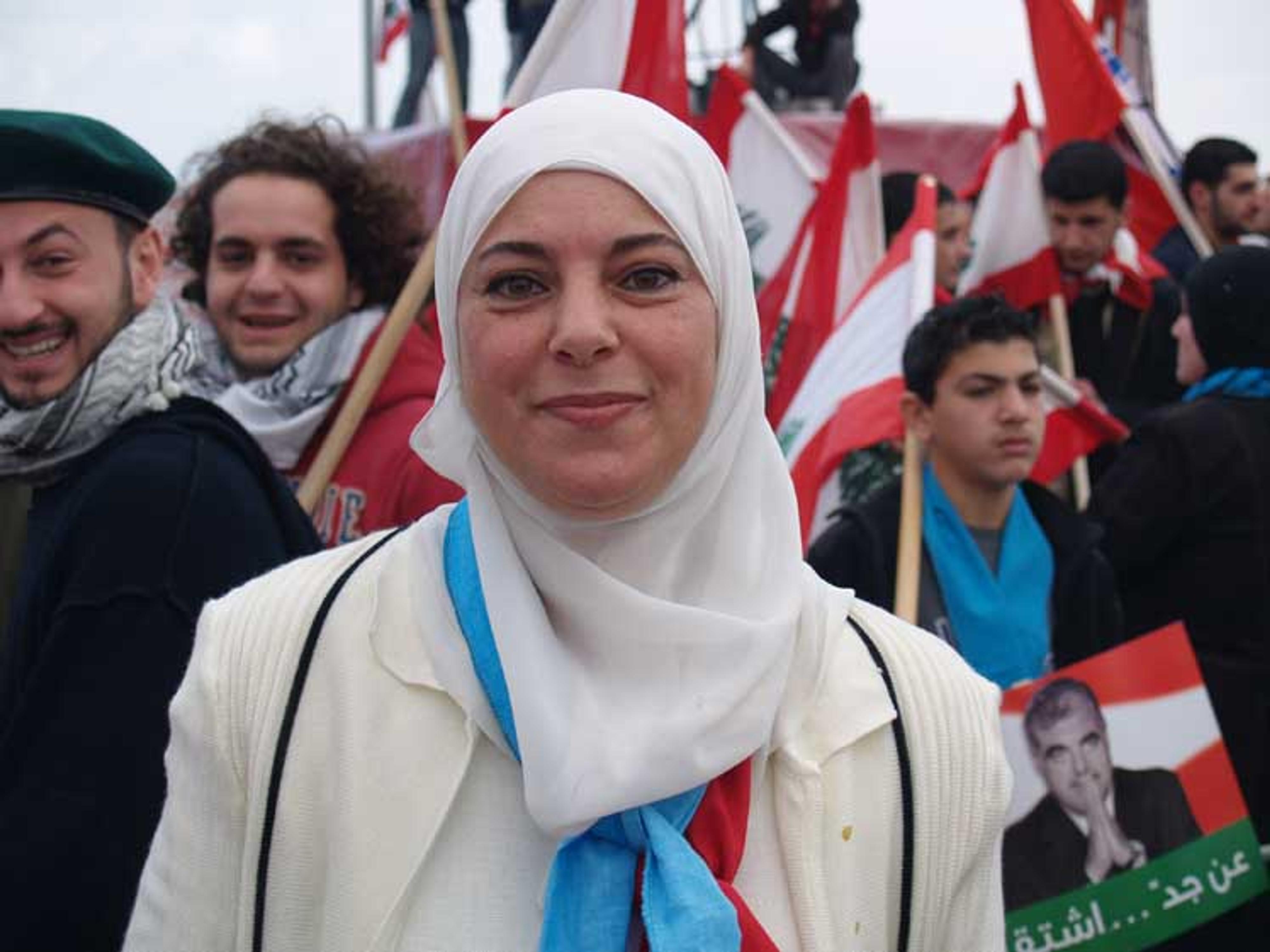 Par dizaines de milliers, les Libanais ont rendu hommage à Rafic Hariri