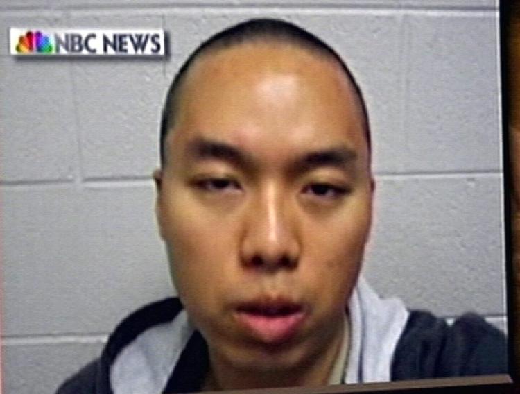 Cho Seung-hui s'est mis en scène en images