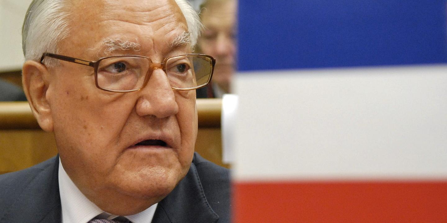 M. Poncelet visé par une enquête préliminaire pour "trafic d'influence"