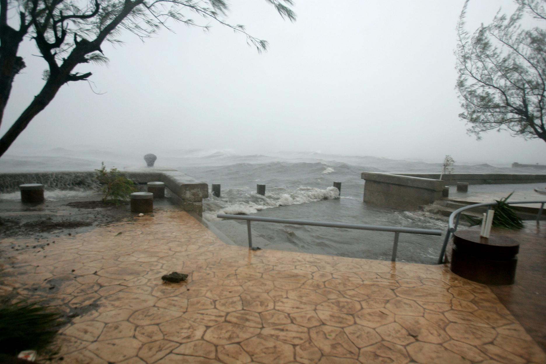Après la Jamaïque, le cyclone Dean menace le Mexique