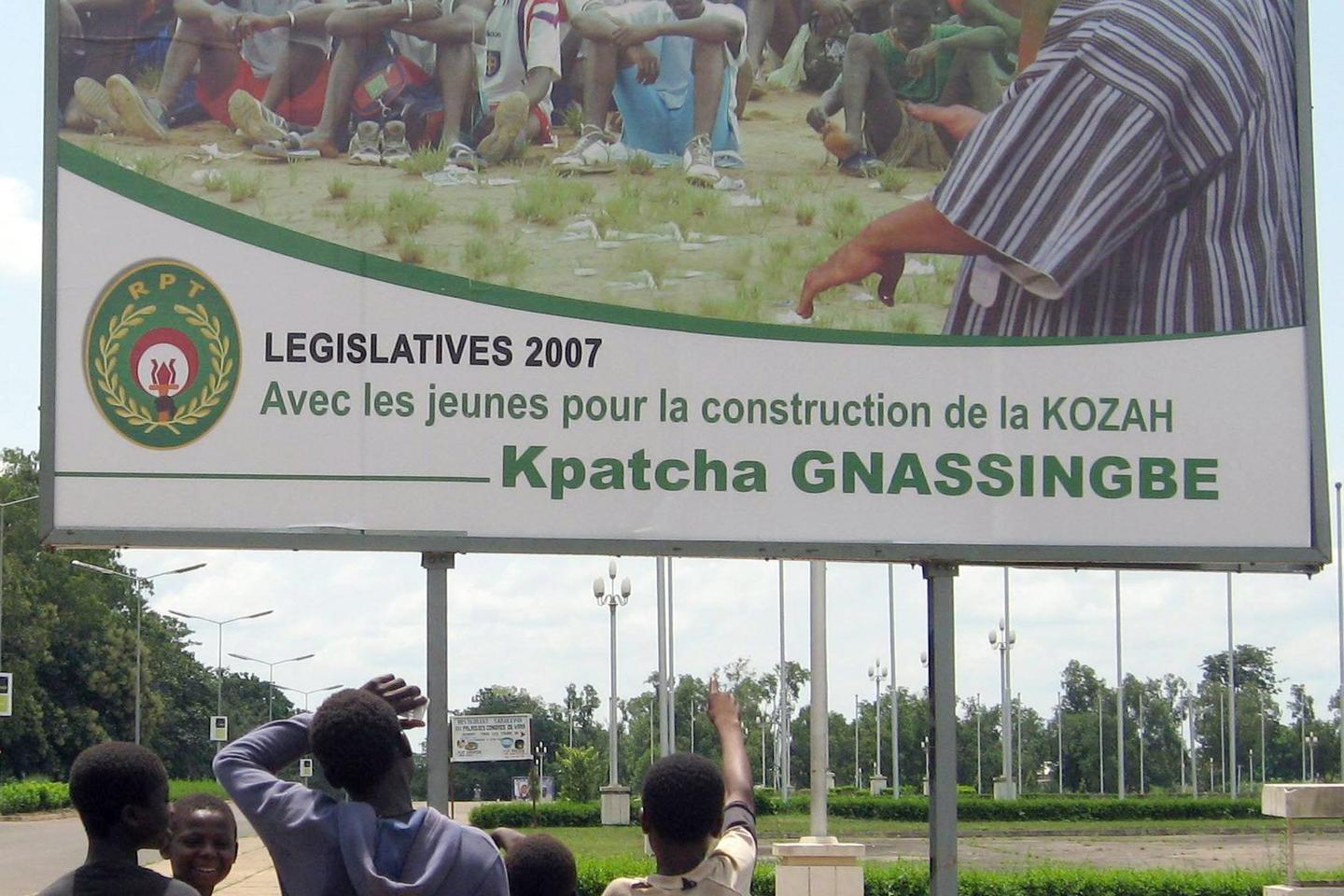 Kpatcha Gnassingbé se pose en rival de son demi-frère, le président ...