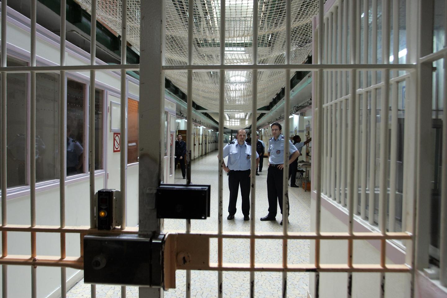 Le contrôle extérieur des prisons est confié au médiateur de la République