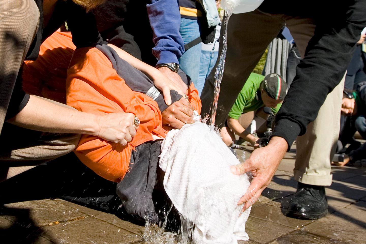 La CIA a utilisé le "waterboarding" 266 fois sur deux prisonniers