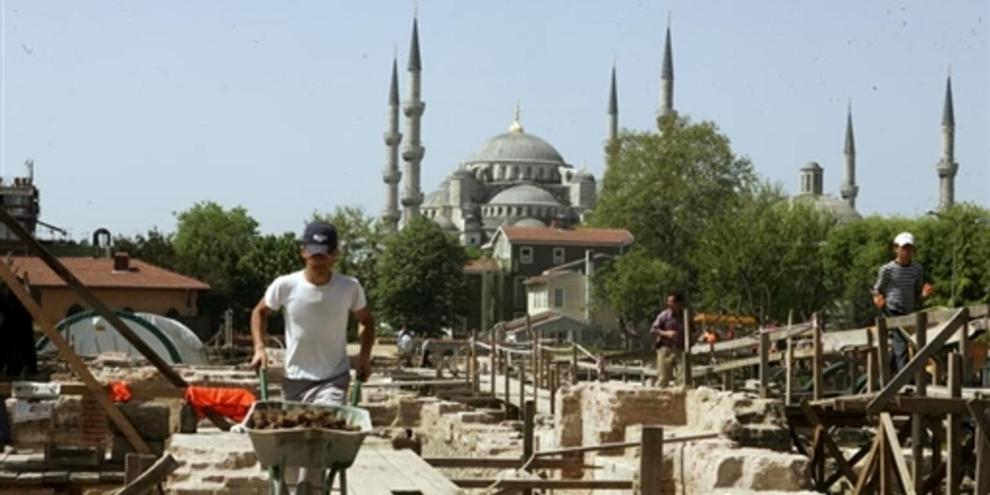 Le port de Constantinople ressort de terre