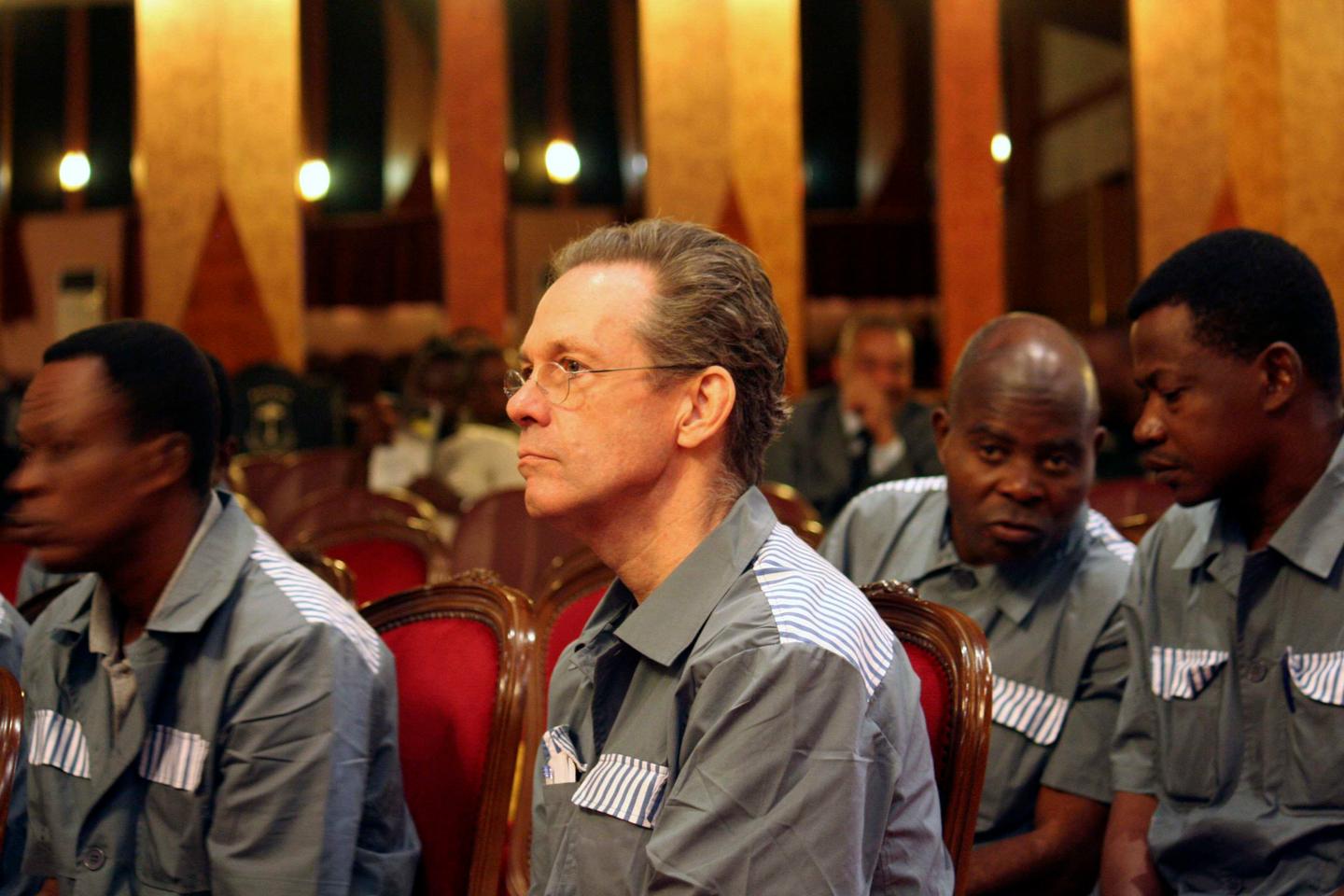 Le mercenaire britannique Simon Mann condamné à 34 ans de prison en ...