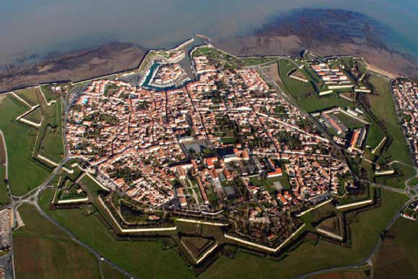 Douze fortifications de Vauban au Patrimoine mondial de l'Unesco