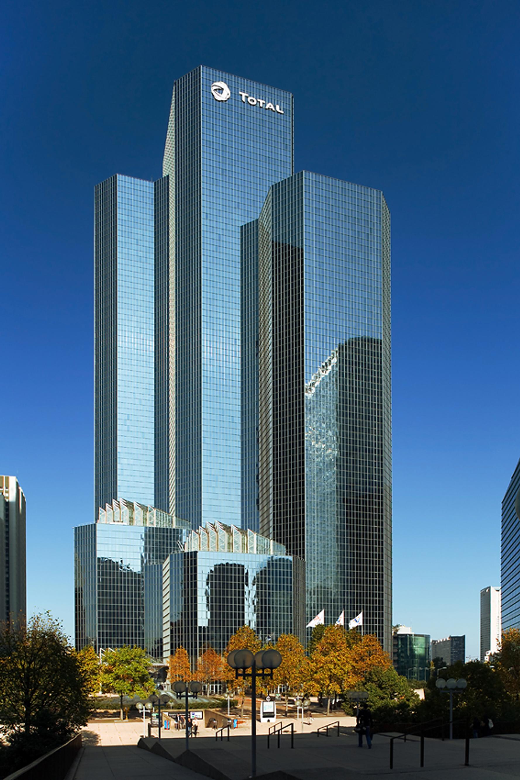 Cinquante ans après, la Défense continue à prendre de la hauteur