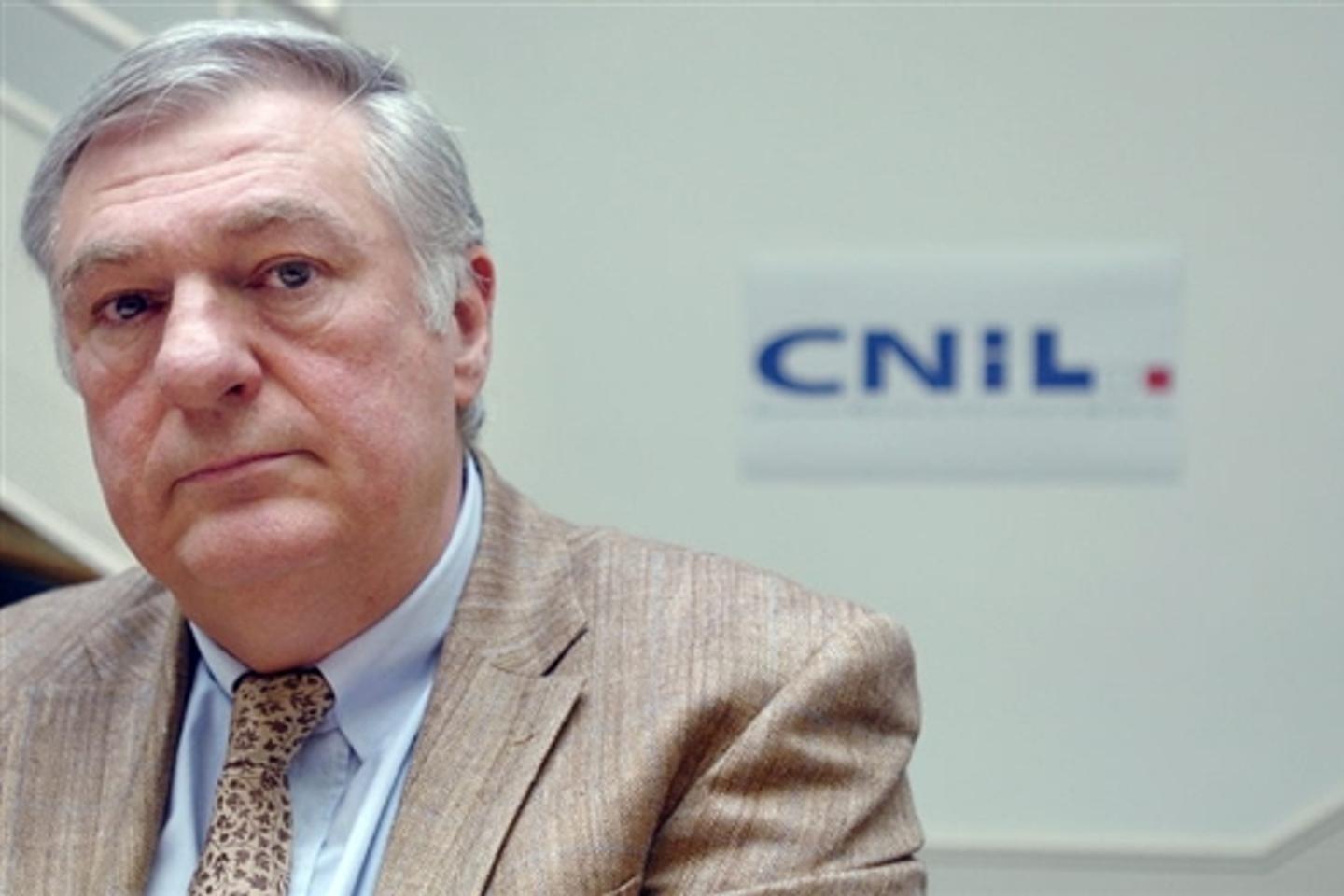 Alex Türk va démissionner de la CNIL pour défendre son siège au Sénat