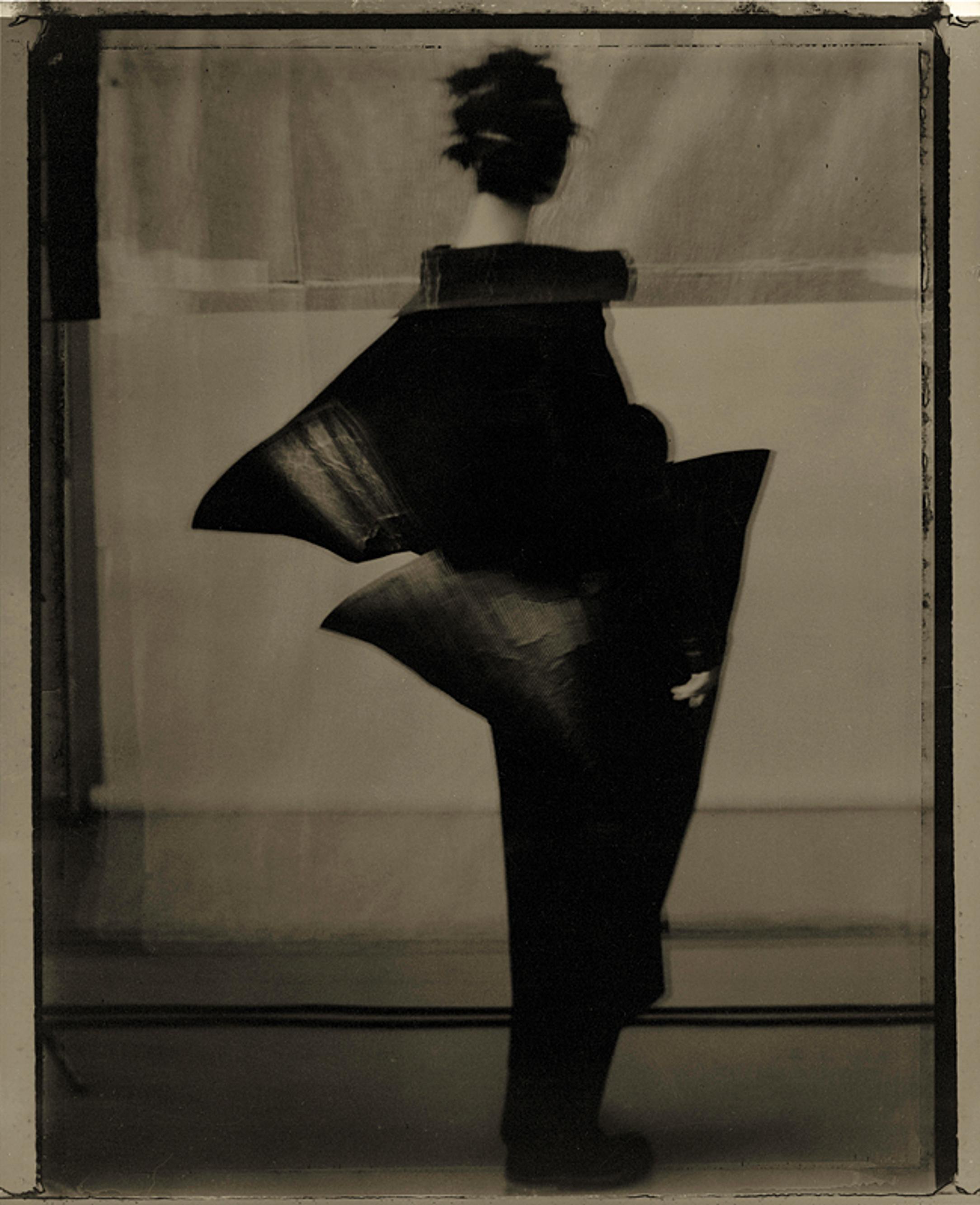 "Le Monde 2" : Sarah Moon, une artiste de la photographie