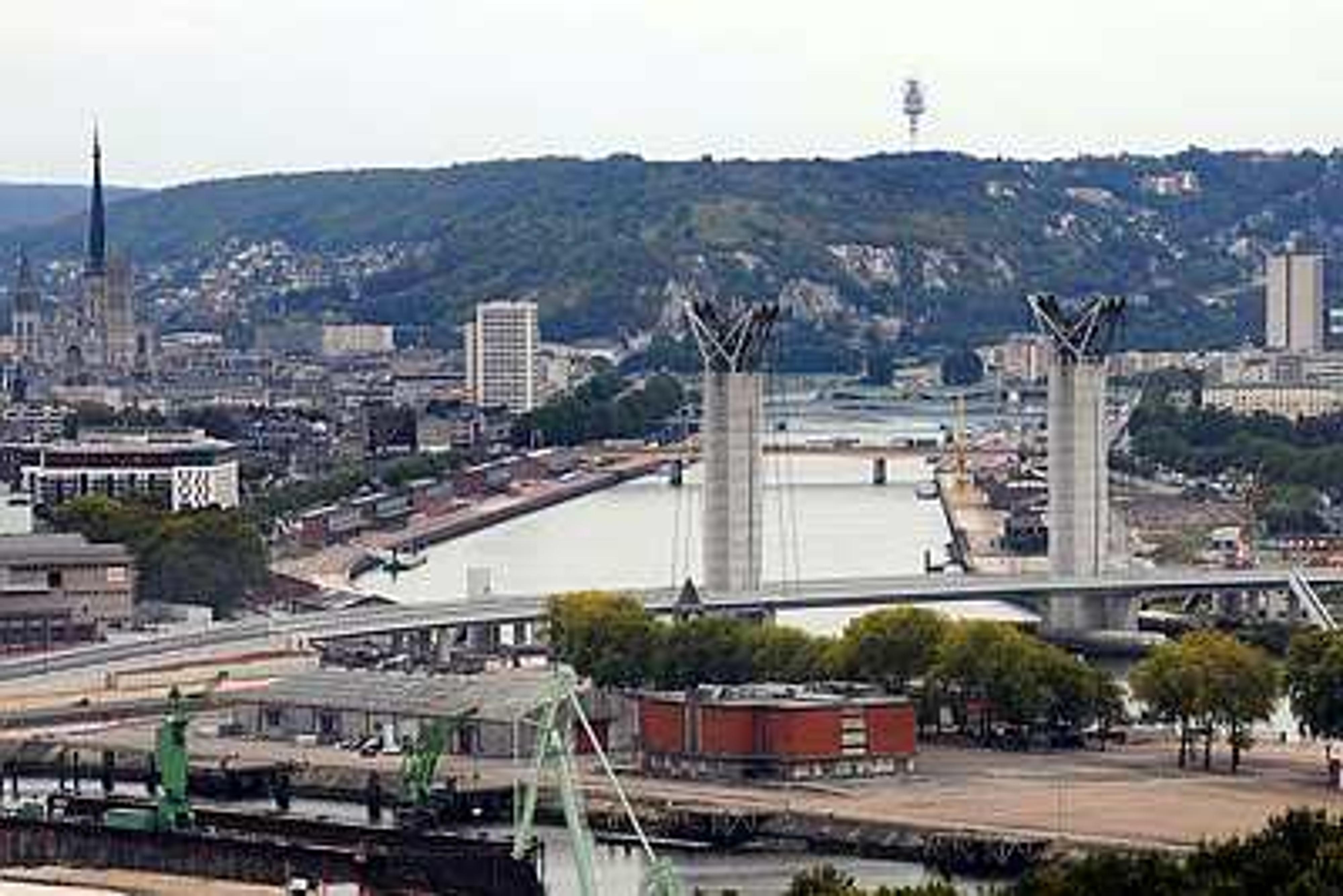 Rouen inaugure le plus haut pont levant d'Europe