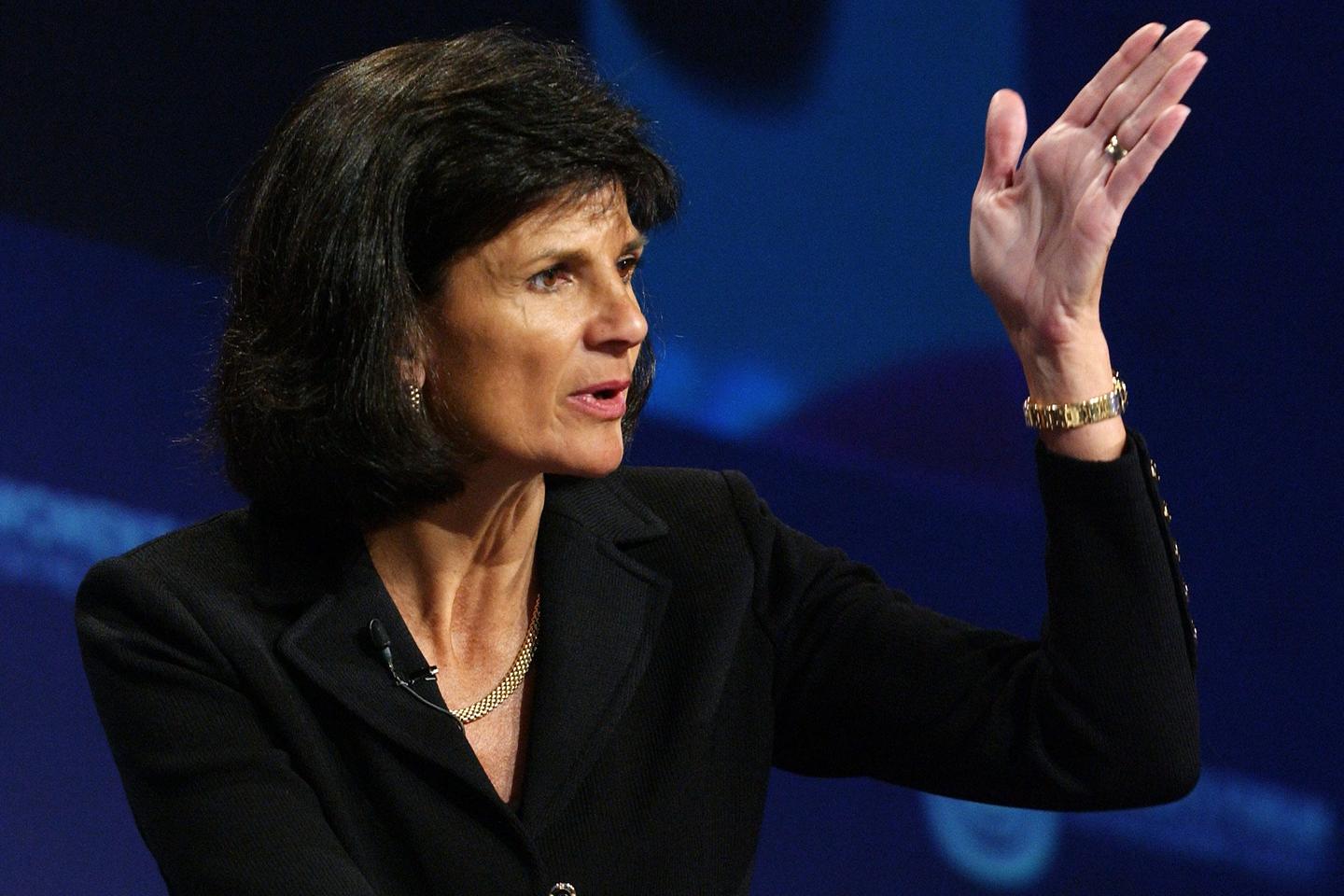 Restructurations chez Alcatel-Lucent : Patricia Russo justifie une ...