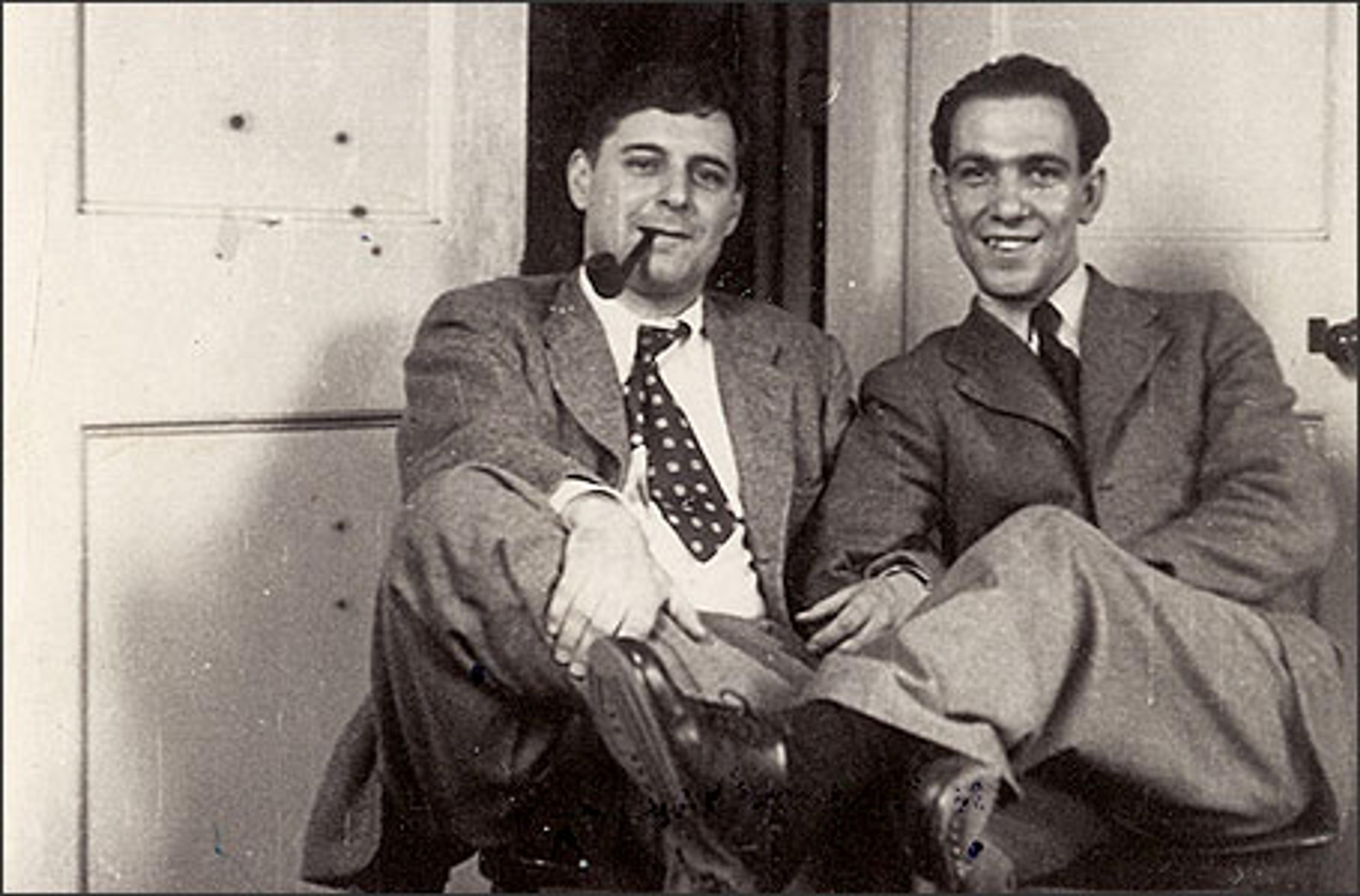 Résistant, ambassadeur, écrivain : retour en images sur la vie de ...