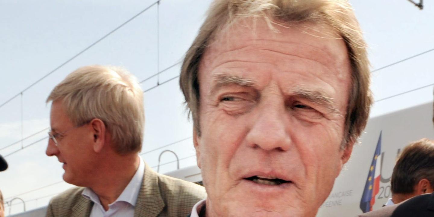 Kouchner : "Je n'ai jamais signé un contrat avec un Etat africain"