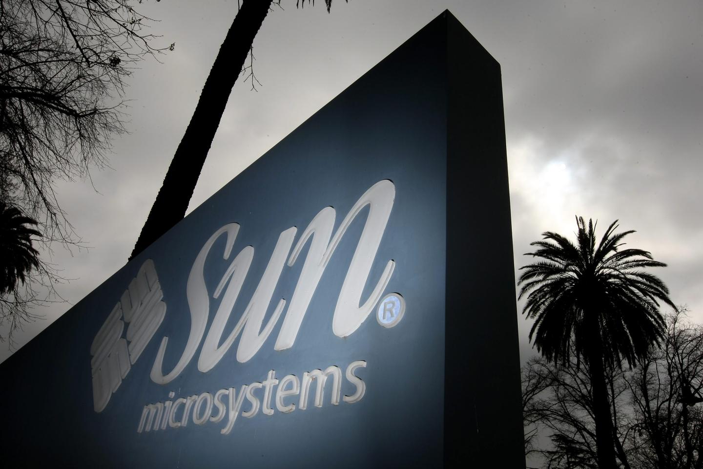 Le rachat de Sun Microsystems par IBM compromis