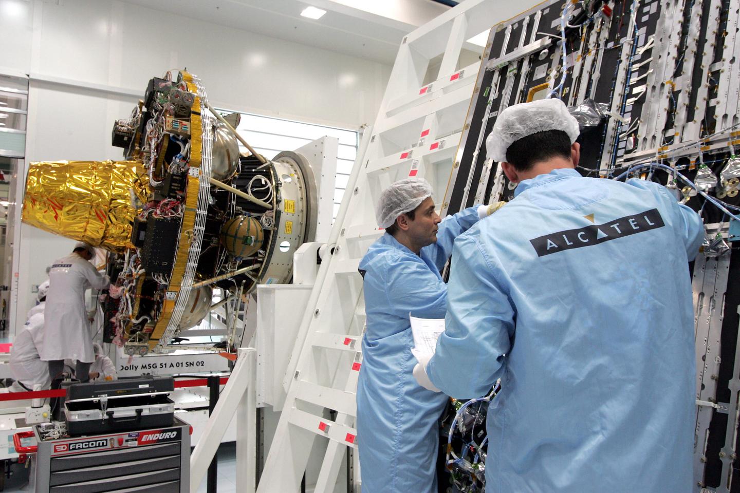Alcatel Alenia Space est le premier vendeur mondial de satellites