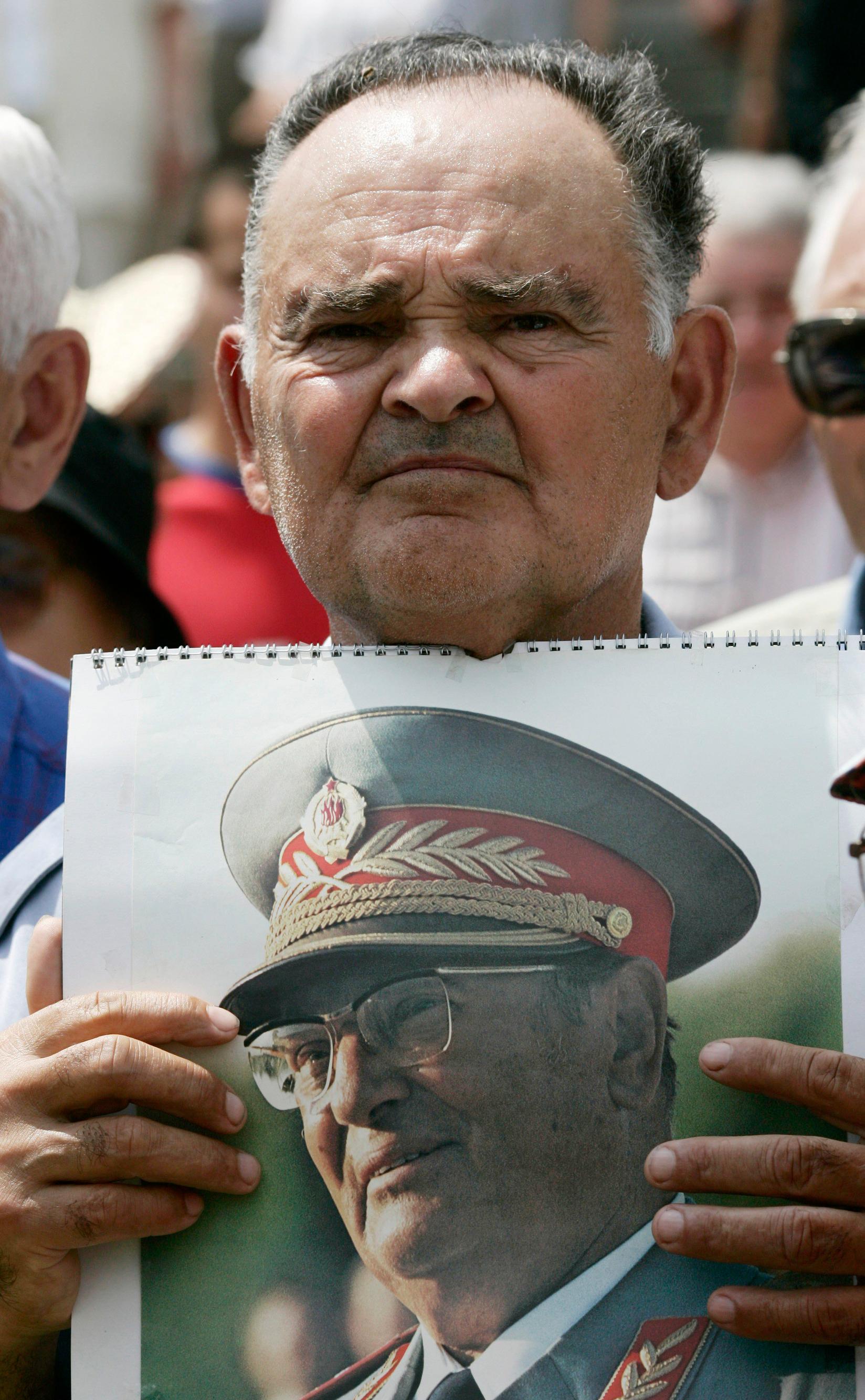 Ex-Yougoslavie : les nostalgiques de Tito célèbrent son anniversaire