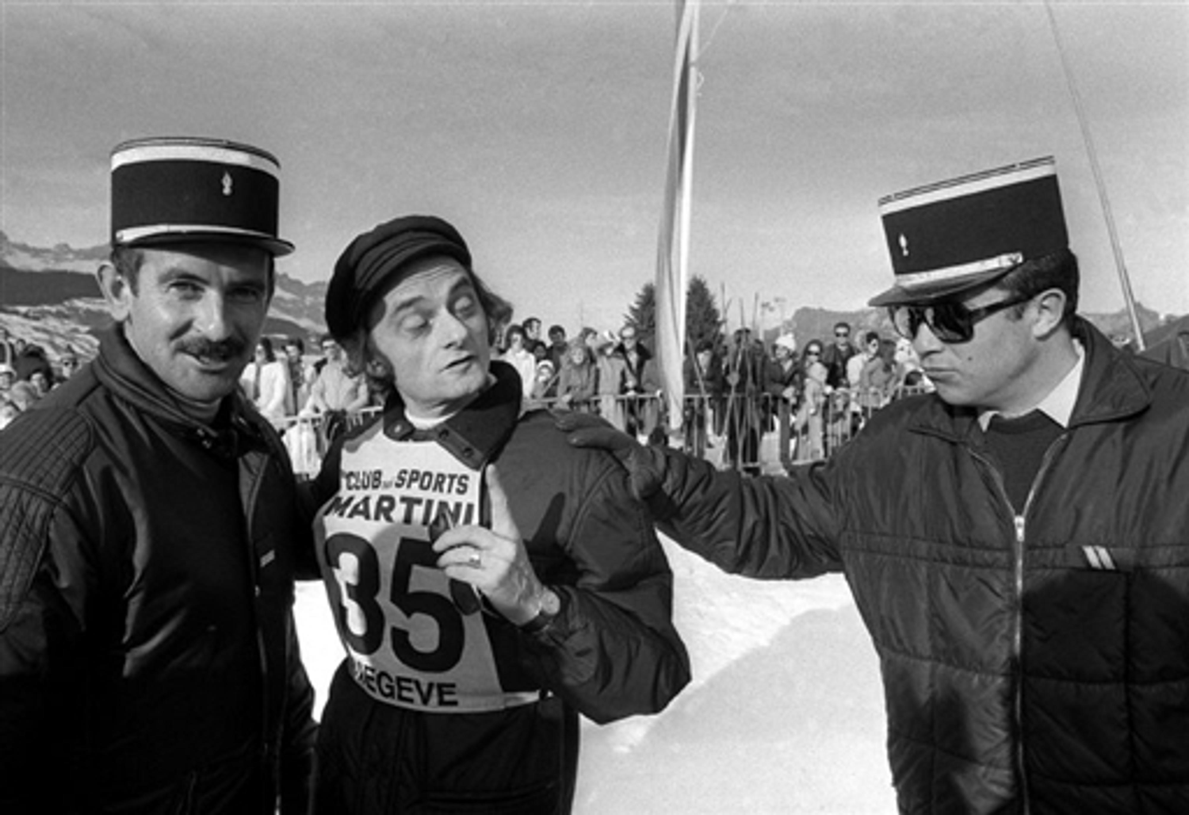 Mort de Sim, une "gueule" de l'humour français