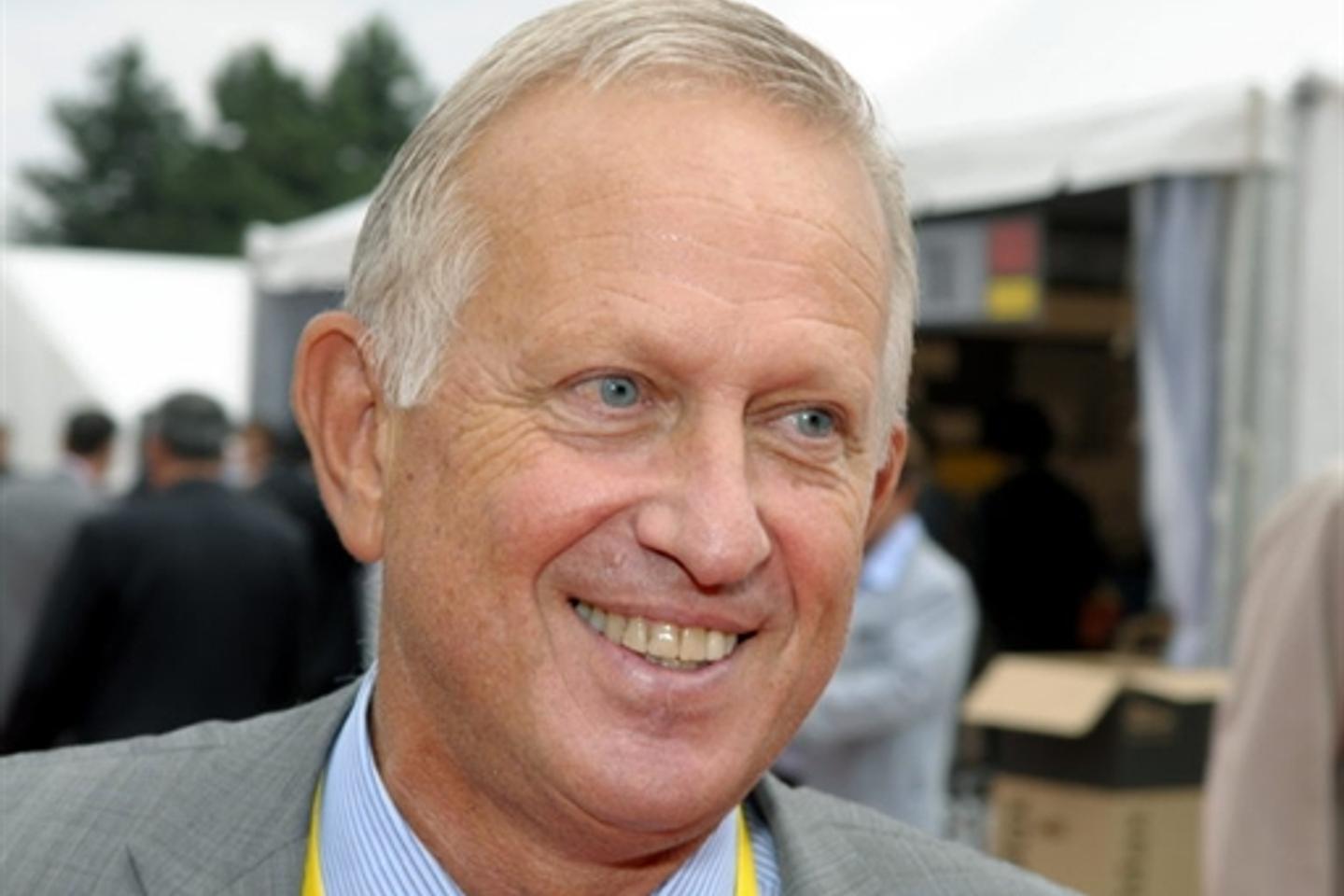 Emplois fictifs : Michel Roussin épargne Chirac