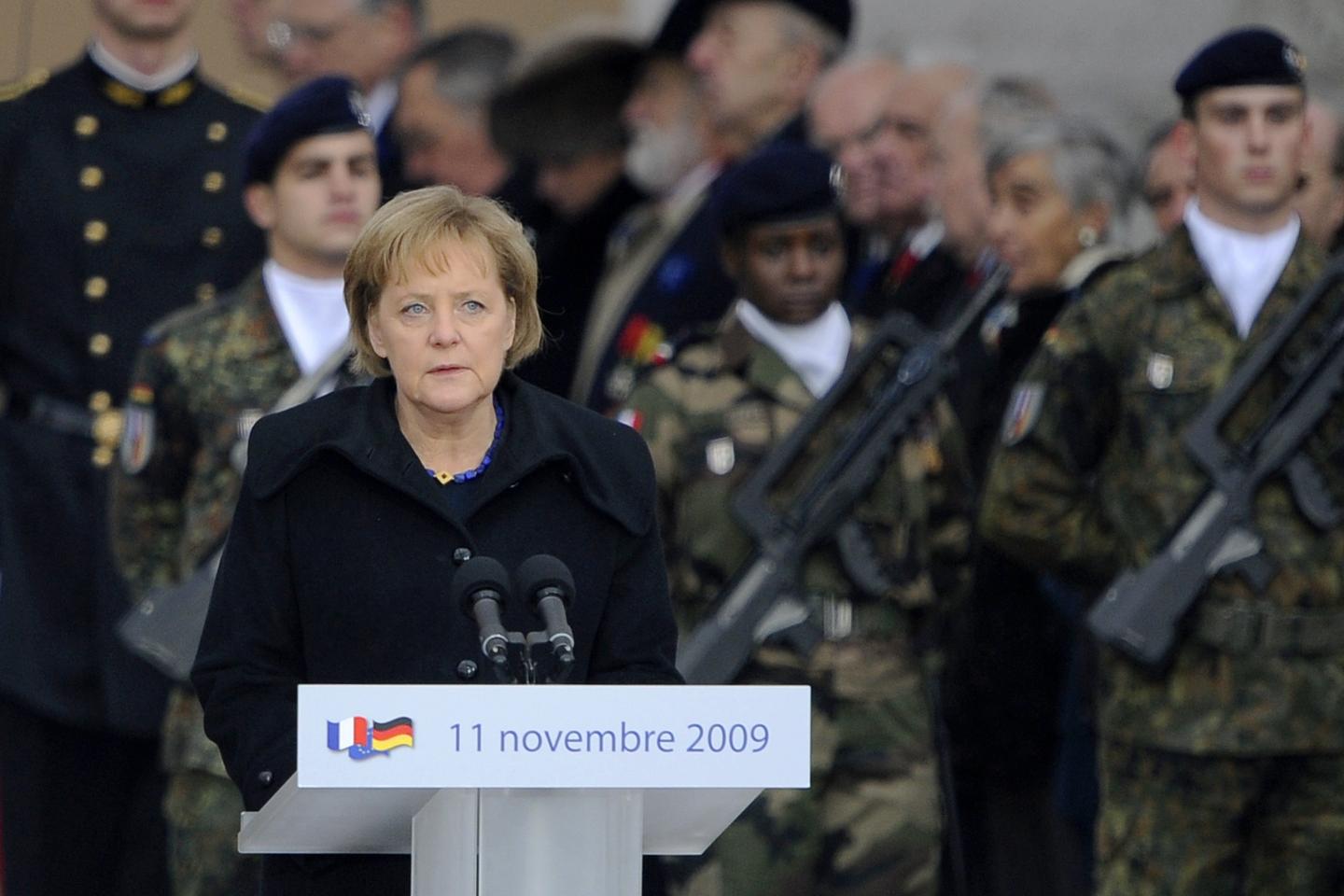 Le discours de la chancelière Merkel à l'Arc de Triomphe