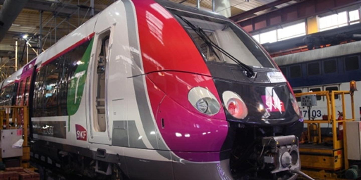Le Francilien entre en service