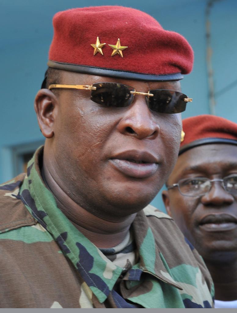 Guinée : le président par intérim promet des élections "le plus tôt ...