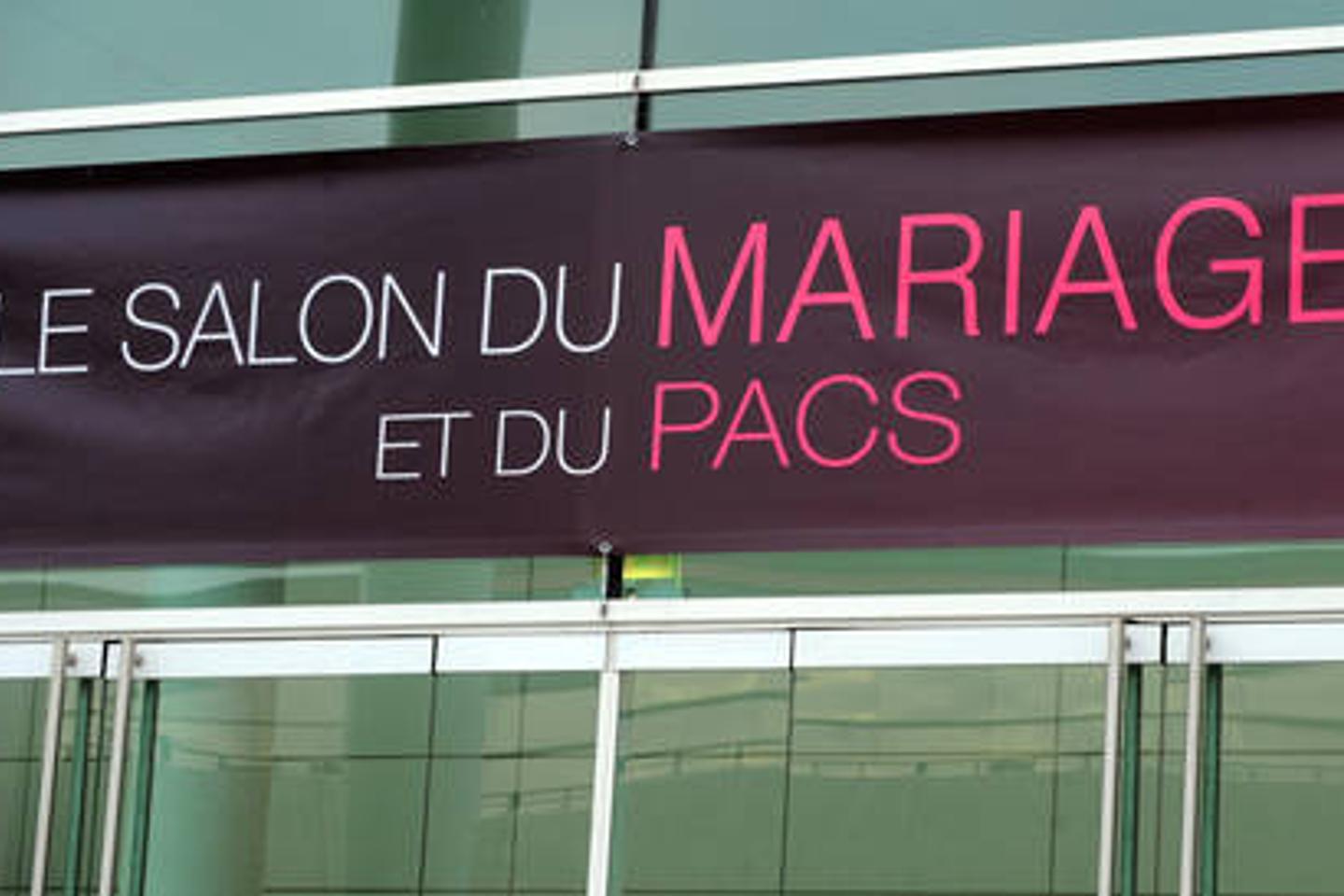Il y avait 1 million de pacsés en France en 2010