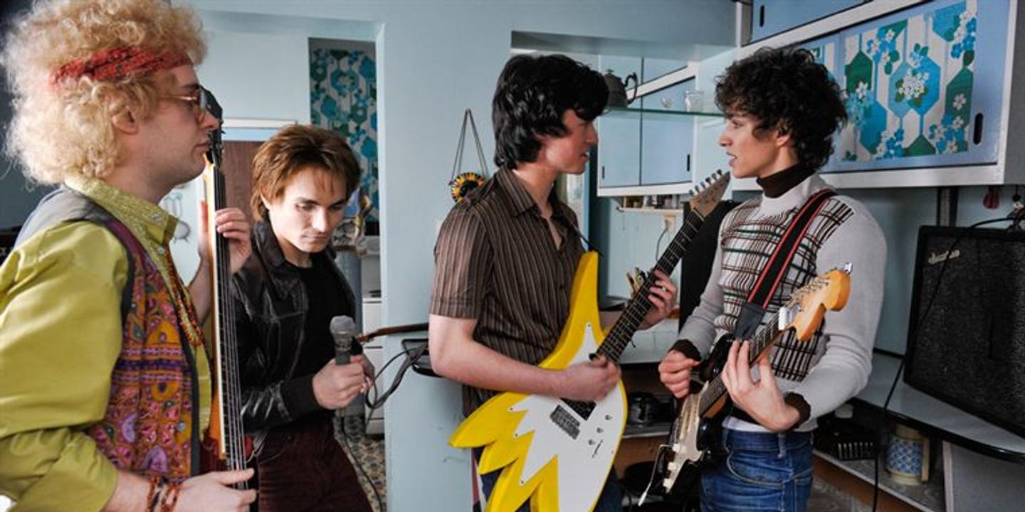 Killing Bono : Sitcom rock