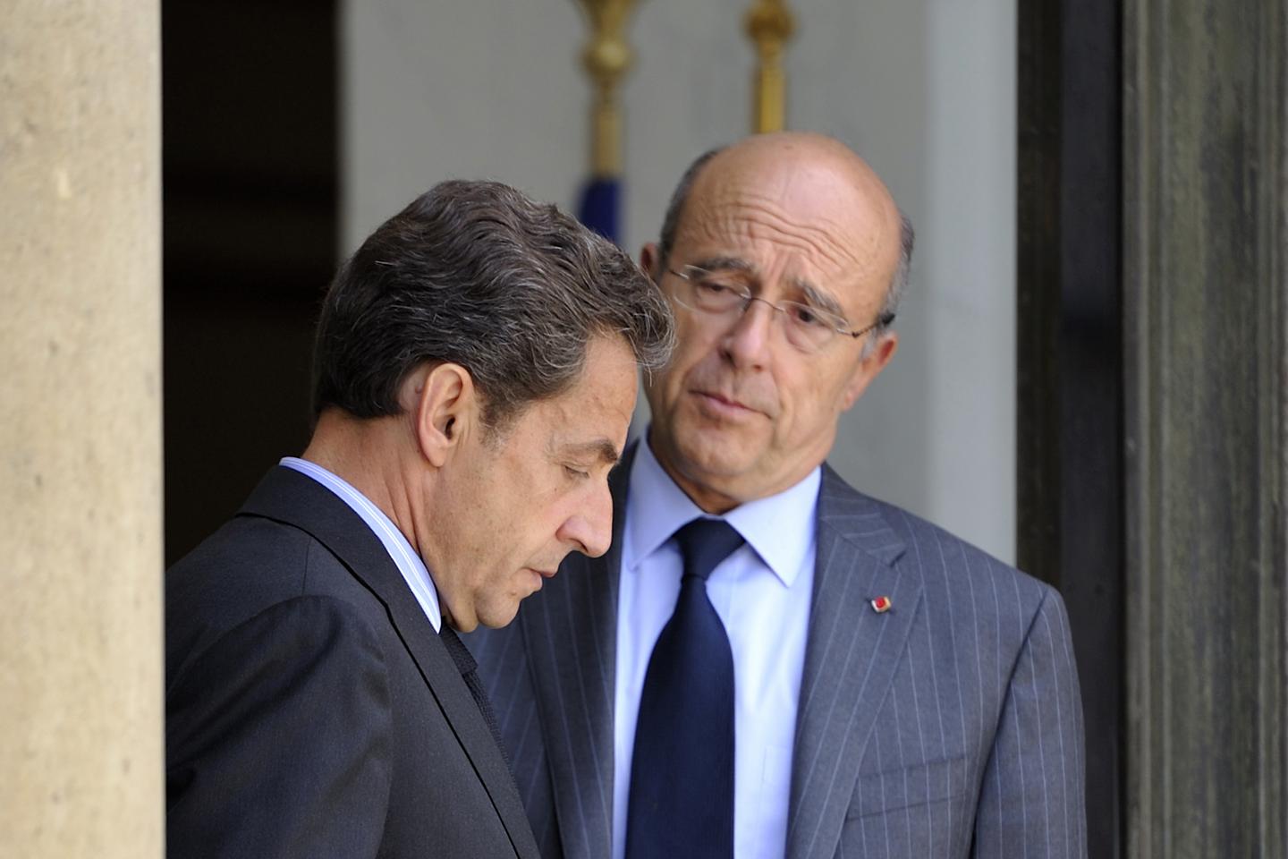Alain Juppé en flanc-garde de Nicolas Sarkozy