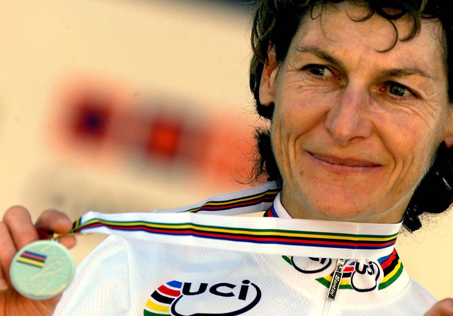 Jeannie Longo, trente ans d'une carrière mouvementée