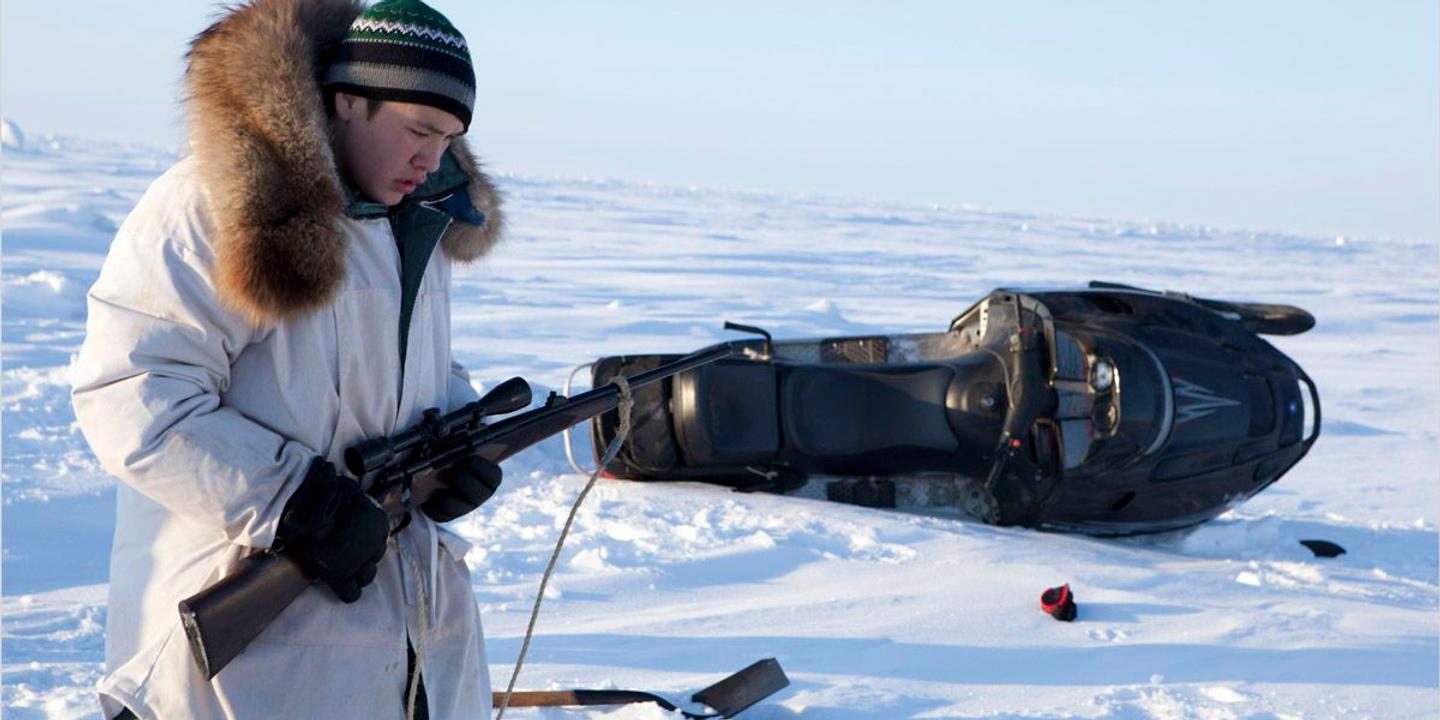 "On the Ice" : western inuit dans l'immensité polaire