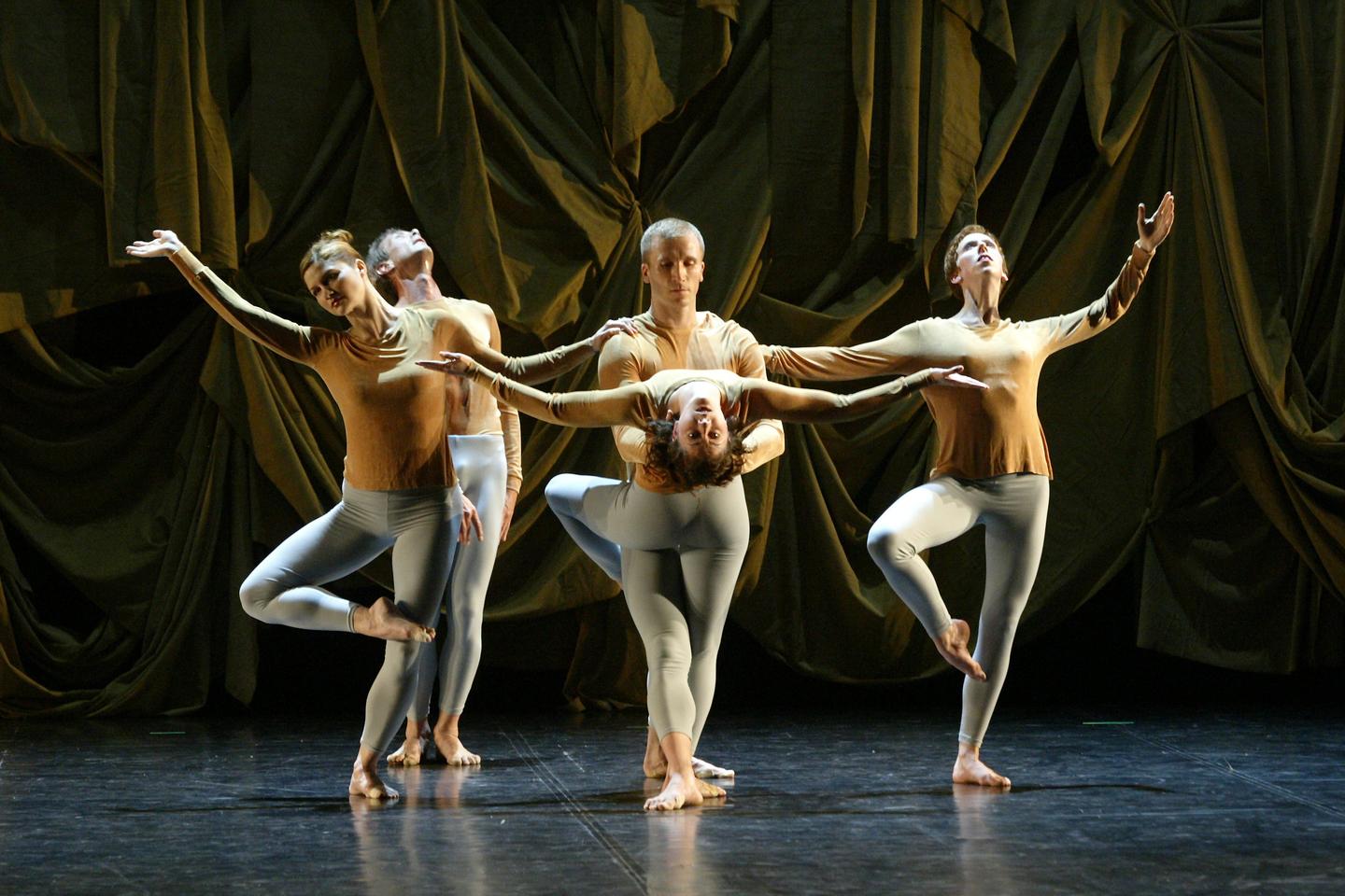 Merce Cunningham : salut à sa compagnie