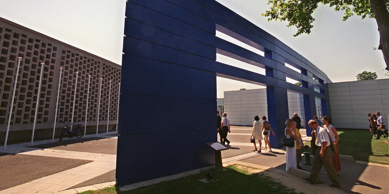 HEC attend un nouveau statut "inédit" pour 2013