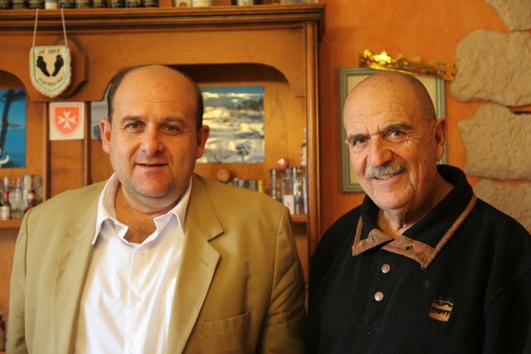 Le souvenir à vif des pieds-noirs de Carnoux