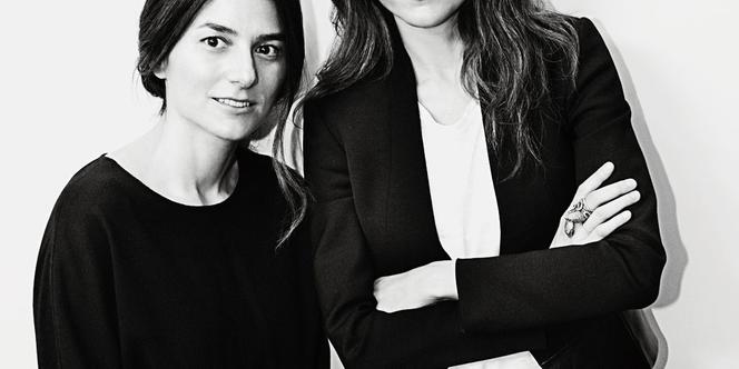 Deux soeurs et une reine mère