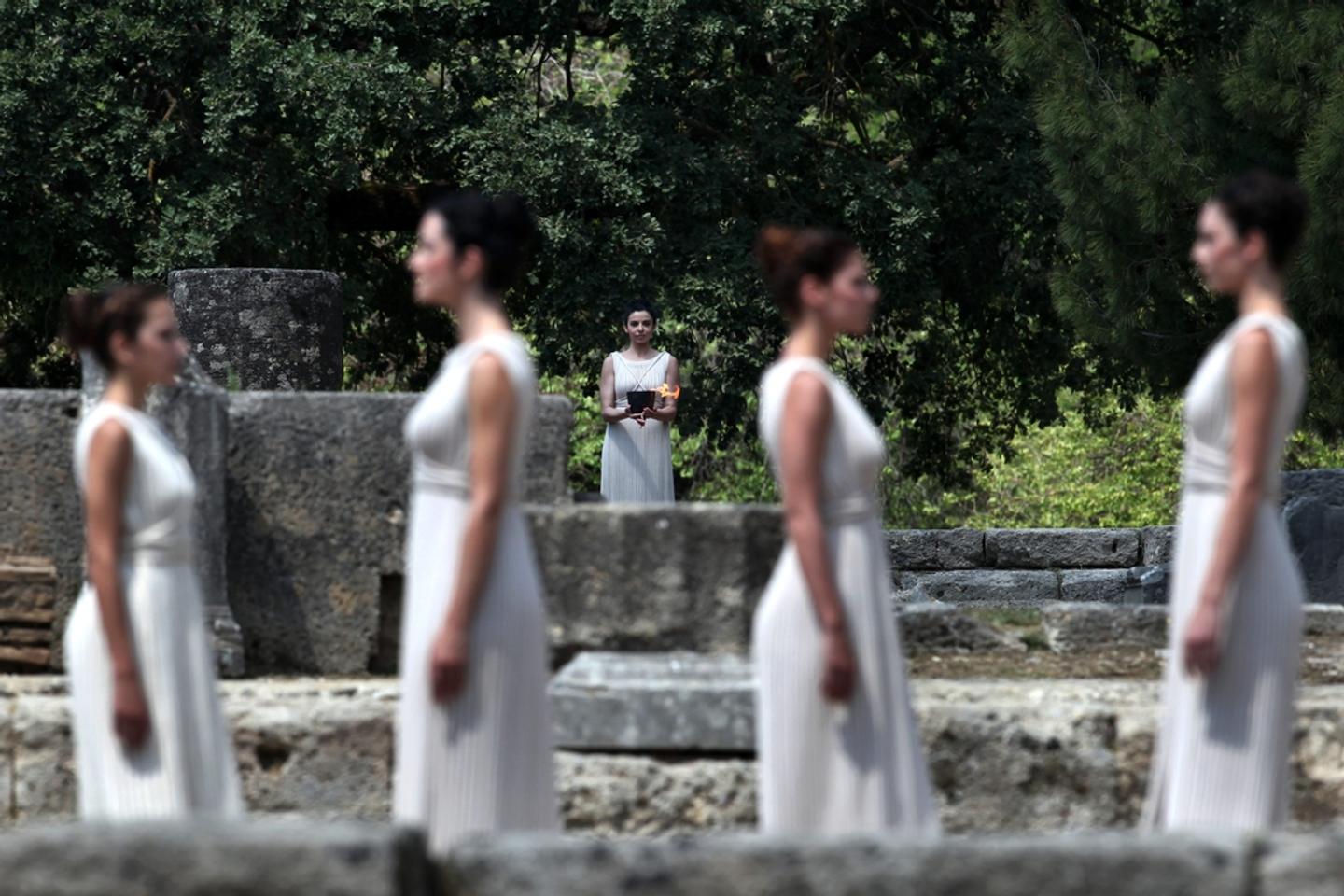 Lettre de Grèce: ubris, catharsis et "troïka"