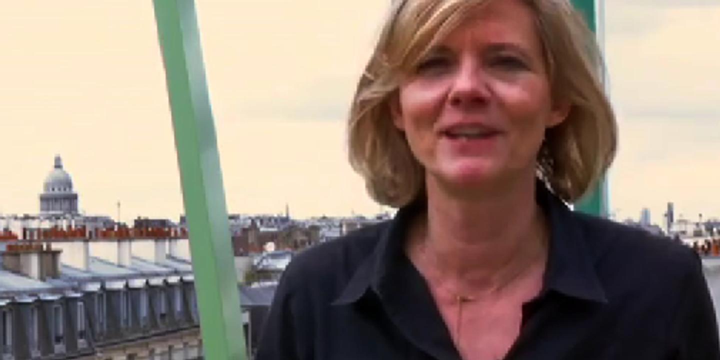 Florence Aubenas, grand reporter au "Monde", présente "Le Monde" Académie