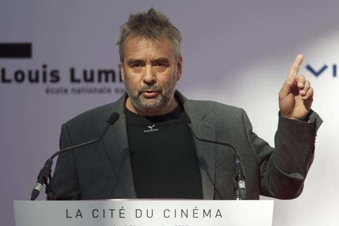 Le grand rêve de Luc Besson prend corps à Saint-Denis