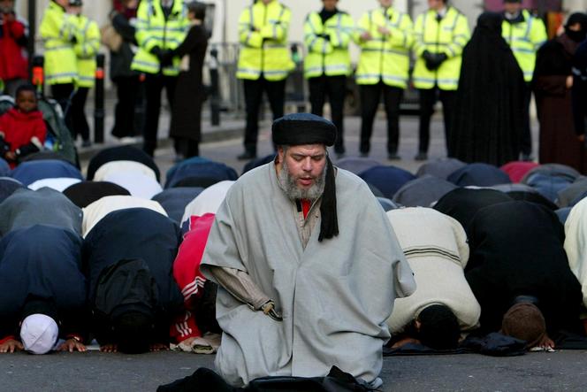 A New York, le procès d'Abou Hamza, figure des réseaux islamistes ...