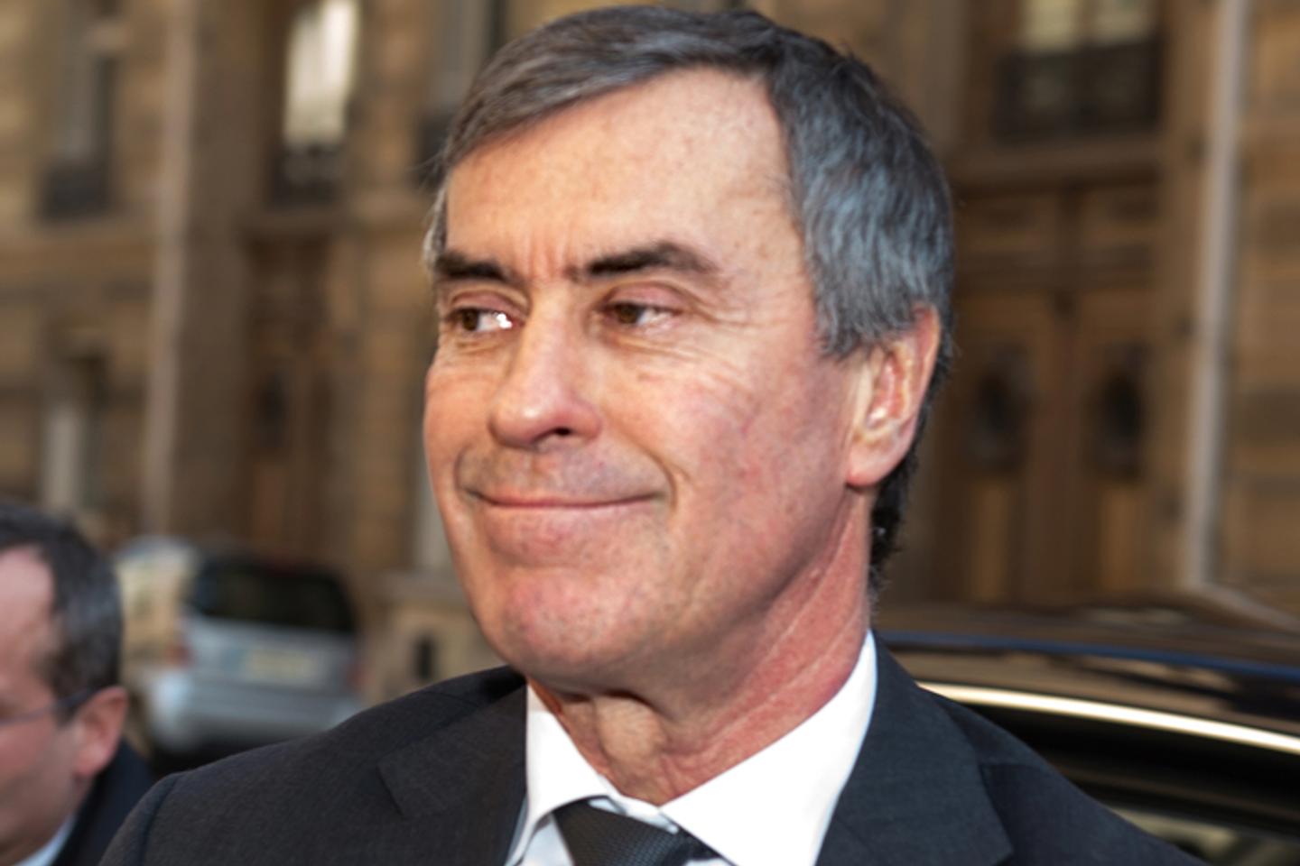 Cahuzac n’exclurait pas de se présenter à sa propre succession